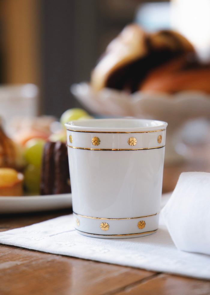 Art de la table | Timbale à café Bourrienne x Alix D. Reynis en porcelaine de Limoges, made in ...
